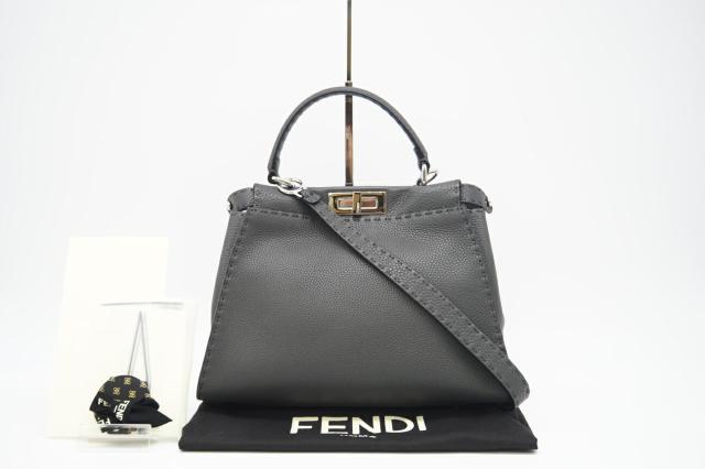 ★３日以内返品可★ FENDI フェンディ 8BN290 ピーカブー レギュラー セレリアレザー グレー2WAYバッグ 極美品