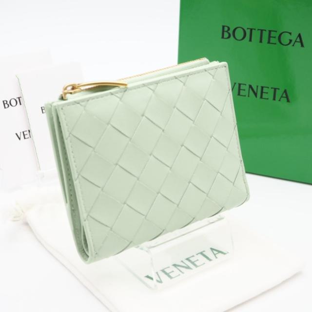 ★3日以内返品可★ BOTTEGA VENETA ボッテガ ヴェネタ 742330VCPP3 イントレチャート ライトグリーン 二つ折り財布 極美品