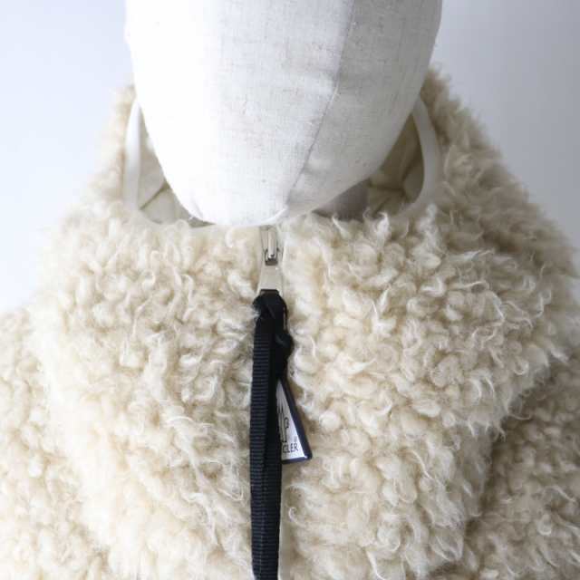 極美品 モンクレール ジーニアス 22-23AW ROUSAY フード付 ボア 極美品 モンクレール ジーニアス 22-23AW ROUSAY フード付 ボア