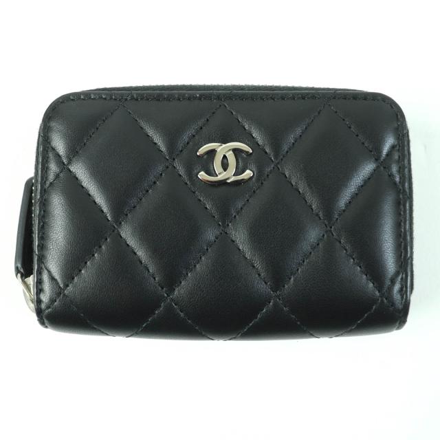 極美品☆CHANEL シャネル AP0216 ココマーク付 マトラッセ クラシック ラムスキン ケース ブラック シルバー金具 箱付 レディース