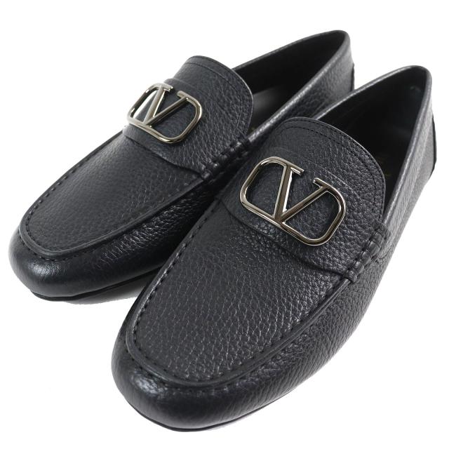 未使用品△Valentino Garavani ヴァレンティノガラヴァーニ UY2S0C32 Vロゴ金具 レザー ローファー ドライビングシューズ ブラック 42.5