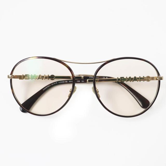美品◎CHANEL シャネル 24SS 2214-S パイロット べっ甲柄 サイドロゴ アイウェア／サングラス ブラウン ゴールド 55□17 135 ケース付き