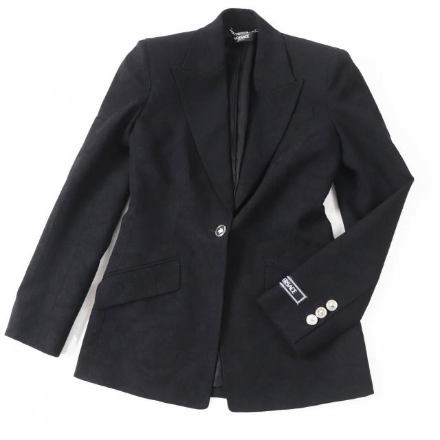極美品◎VERSACE ヴェルサーチ 2023年製 1009095／1014165 メデューサボタン バロック柄 ジャガード セットアップ ブラック 36・38 正規品