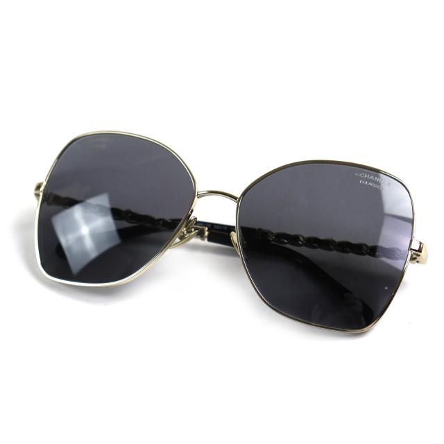 極美品△CHANEL シャネル 4274Q C395/T8 ココマーク フェイクパール チェーン付 バタフライ シェイプ サングラス アイウェア 59□16 135