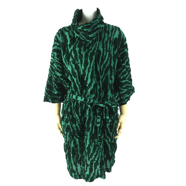 極美品△me ISSEY MIYAKE ミーイッセイミヤケ 21AW MI14FT761 ベルト付き 総柄 ベルベット切替 ハイネック 七分袖 ワンピース 正規品