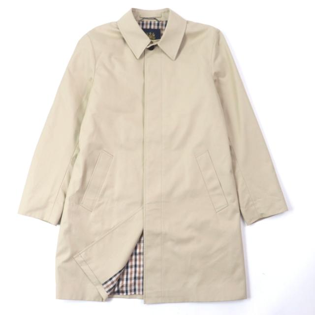 極美品▼Aquascutum アクアスキュータム 裏地チェック柄 ロゴ入りボタン 比翼仕立て ステンカラーコート ベージュ 40 英国製 メンズ
