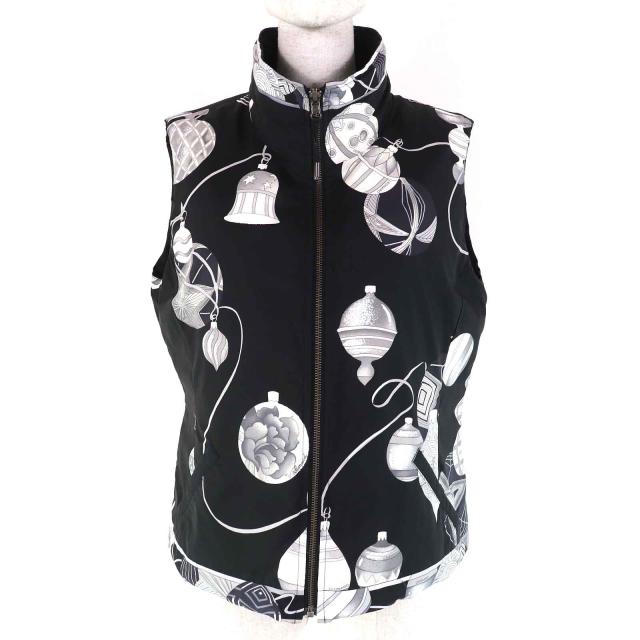 美品△LEONARD SPORT レオナールスポーツ ロゴプレート 総柄 無地 リバーシブル 中綿 ベスト ブラック系 42 日本製 正規品 レディース