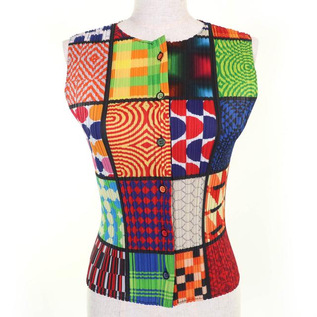 極美品△プリーツプリーズ イッセイミヤケ PP64-JE221 全面プリント ノースリーブ カットソー ベスト マルチカラー 3 正規品