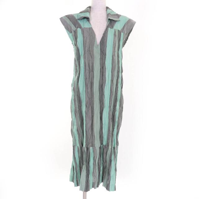 極美品☆ISSEY MIYAKE イッセイミヤケ IM01FH233 コットン シワ加工 フレンチスリーブ ワンピース グリーン 3 日本製 正規品 レディース