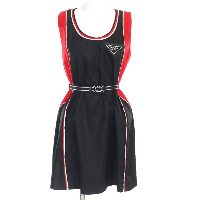 美品◇PRADA プラダ 230623 トライアングルロゴ レザー使いベルト付 RE-NYLON ノースリーブ ワンピース 黒 赤 36 伊製 正規品 レディース