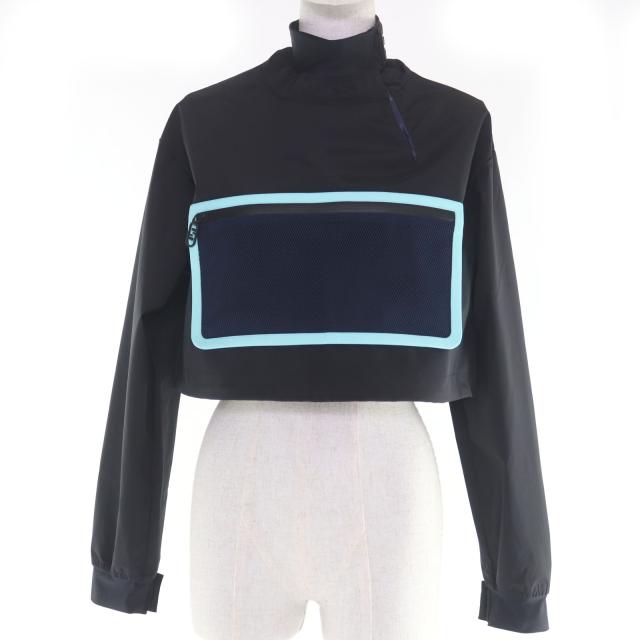 未使用品◇FENDI フェンディ 2022年製 FAN108 裏地ロゴ柄 ラバーロゴワッペン付 クロップド ウインドブレーカー プルオーバー XS 正規品