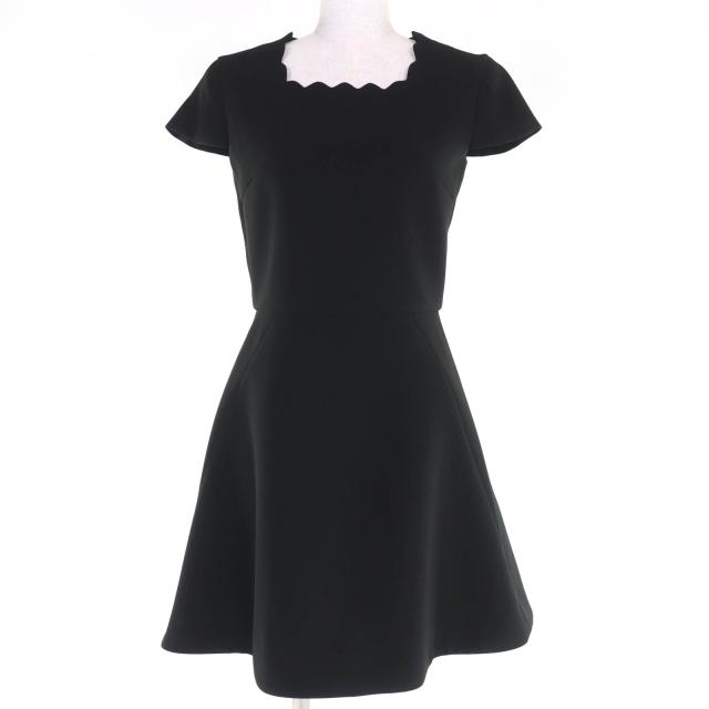 極美品☆YOKO CHAN ヨーコチャン 2024年製 YCD-124-918 スカラップネック Aライン ワンピース ブラック 38 日本製 正規品 レディース