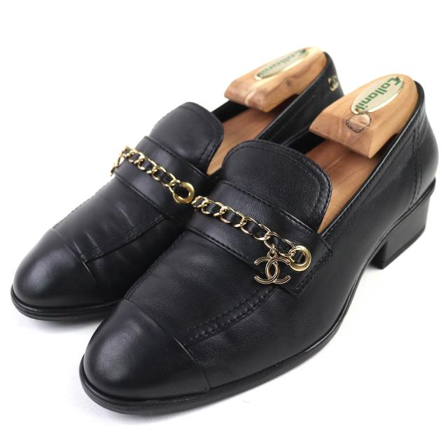 美品△CHANEL シャネル G38559  ココマークチャーム付き レザー ローファー ブラック 35.5 箱・保存袋付き イタリア製 レディース