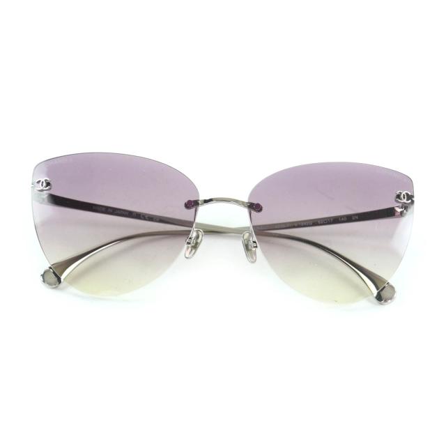 極美品★CHANEL シャネル 4273-T チタン ココマーク キャッツアイ サングラス アイウェア シルバー 62□17 140 箱・ケース付き 日本製