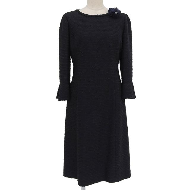 極美品▲Rene ルネ 6916430 コサージュ付 ツイード ワンピース ブラック ネイビー 36 ハンガー付 日本製 正規品 レディース 定価95700円