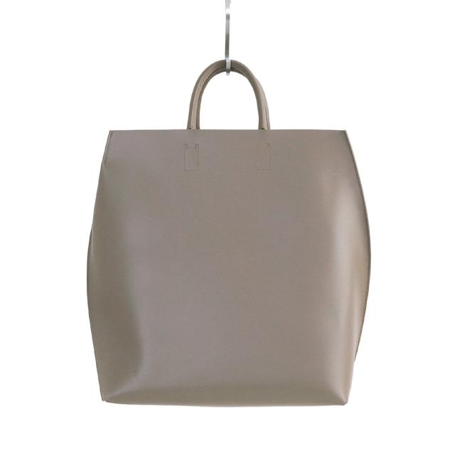 COURTNEY ORLA (コートニーオーラ) / COURTNEY ORLA (コートニーオーラ) / SLOPE TOTE l - トープ スムースレザー SLO23FCL011004TPE トートバッグ A4 グレー …