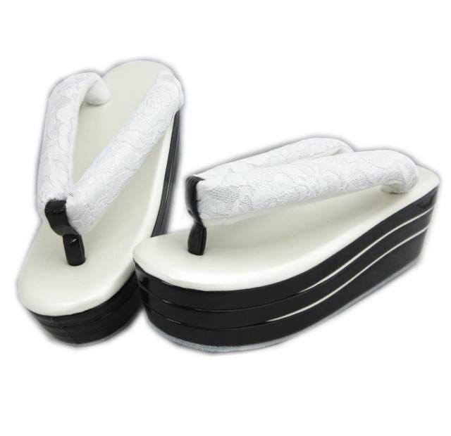 草履 ぞうり 厚底ヒール 白黒台 銀ラメ地白レース鼻緒 フリー 24ｃｍ こっぽり風 振袖 成人式 卒業式 袴 着物 訪問着 ゾウリ 振袖用 女性用