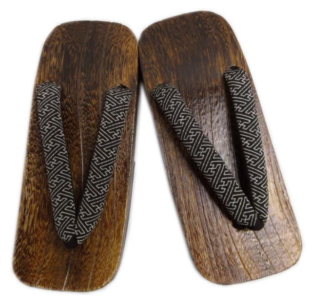 下駄 メンズ 男性 大きいサイズ 焼桐茶台 黒地さやがた LL 28cm 3L 29cm 浴衣 ゆかた 甚平 着物 男物 紳士用 粋 2L げた ゲタの通販はau PAY マーケット - 和 ...