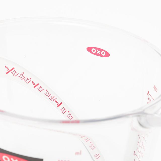 OXO アングルドメジャーカップ 大 1000ml （ メジャーカップ 計量カップ 1L オクソー 1リットル 計量器具 キッチンツール 食洗機対応
