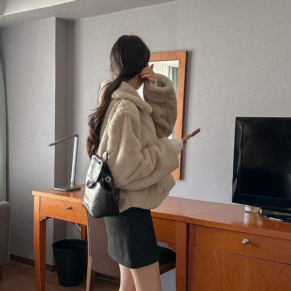 ミドル ゆったりフィット ミンクファー ファー毛皮アウター [2カラー]」 レディース服がお得な