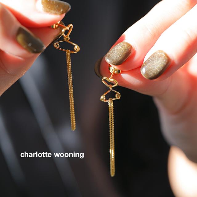 charlotte wooning シャーロット ウーニング  ゴールド ピアス “SPRINGVLOED” 1053560026 レディース 2025aw新作 クーポン対象