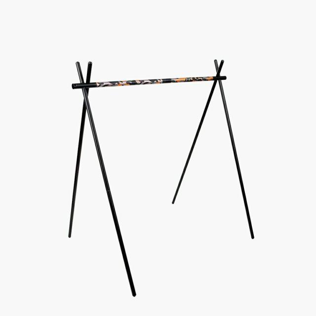 MINIMAL WORKS 公式通販 / MINIMAL WORKS (ミニマルワークス) MINIMAL WORKS (ミニマルワークス) INDIAN HANGER CAMOUFLAGE XL / インディアンハンガー XLサイズ カモ柄 便利 軽量 キャンプ コンパクト 家庭用 アウトドア