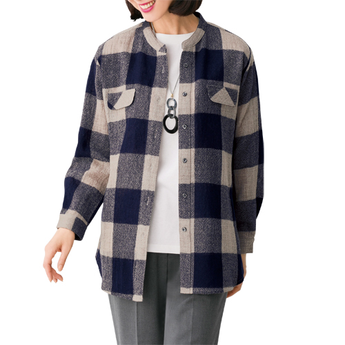 ブラウス レディース 秋冬 日本製 ブロックチェック柄スキッパーブラウス ネイビー トップス ウールシャツ カジュアルシャツ チェック 婦人服 ミセス シニア 女性 シニアファッション 50代 60代 70代 80代 母の日 お母さん 紺色 ベージュ ウールガーゼ 羽織り　fuji　p23907