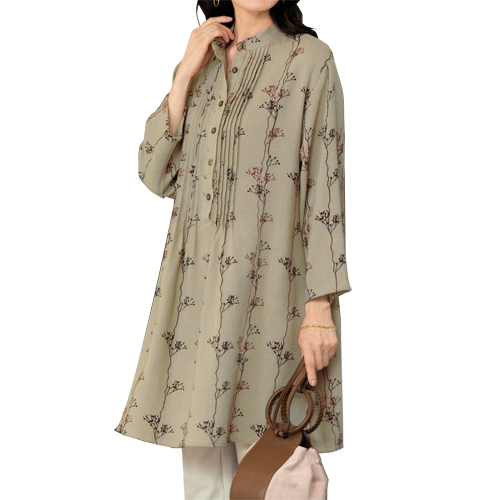 ピンタックプリントチュニック ベージュ×レンガ系 チュニック 長袖 バンドカラー レディース 婦人服 ミセス シニア 女性 ベージュ フェミニン 花柄 蔦模様 体型カバー ナチュラル クラシカル 上品 40代 50代 60代 70代 80代 90代 母の日 お母さん 春夏　nss　p24698