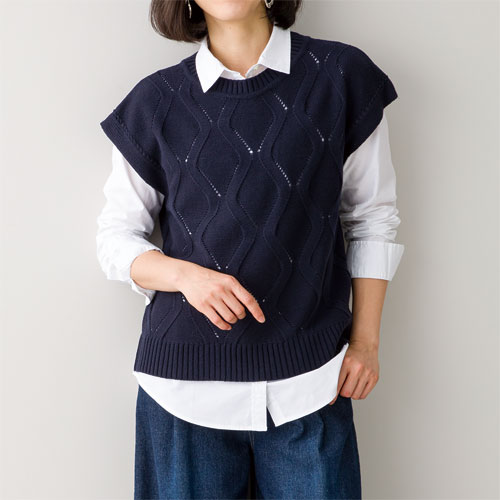 日本製 ダイヤ柄フレンチスリーブベスト ネイビー ウール混 ベスト クルーネック プルオーバー 袖あり レディース 婦人服 ミセス シニア 女性 丸首 無地 シンプル シニアファッション 40代 50代 60代 70代 80代 母の日 お母さん おばあちゃん 秋冬　fuji　p26231