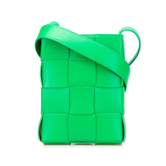 ボッテガヴェネタ マキシ イントレチャート カセット ショルダーバッグ パラキート グリーン レザー レディース BOTTEGAVENETA 【中古】