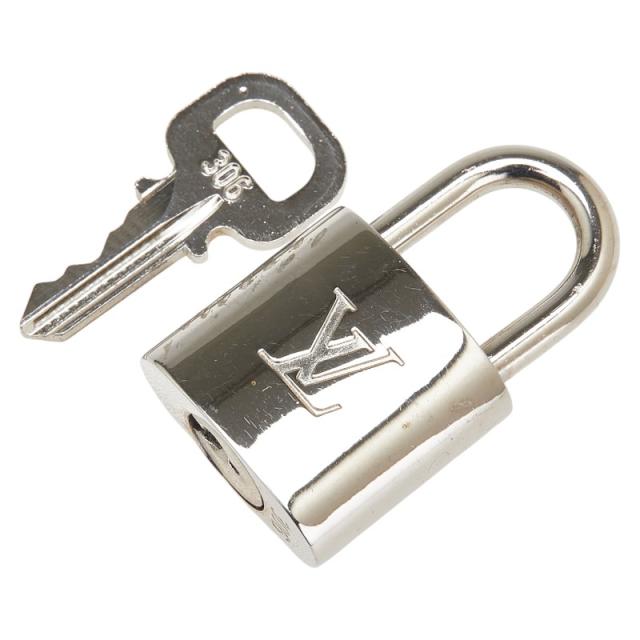 ルイ ヴィトン カデナ 南京錠 キー セット シルバー メタル レディース LOUIS VUITTON 【中古】