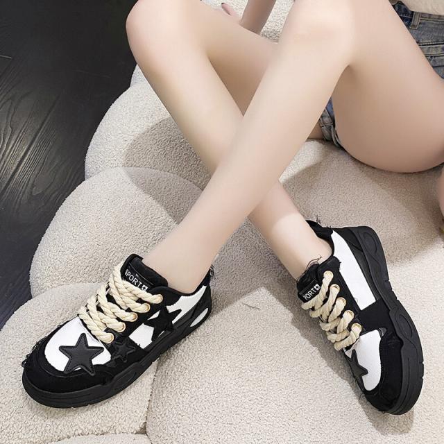 ダメージ素材ロープスニーカー　スニーカー レディース シューズ履きやすい靴　美脚効果 　厚底歩きやすい　疲れにくい　ロープ　１０代　２０代　ダメージ　星　ブラック　ホワイト ダメージ素材ロープスニーカー スニーカー レディース シューズ履き