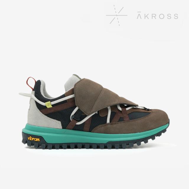 ・AKROSS｜XA 01 Tropix Vibram/ アクロス/エックスエー シャ ゼロワン トロピックス ライフスタイル トレイル ビブラム/カウレイズブラウン #