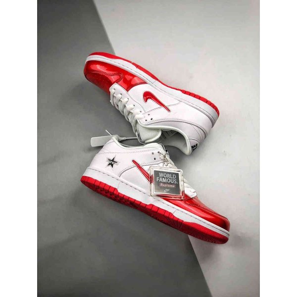 シュプリーム × ナイキ ダンク ロー SUPREME×NIKE DUNK LOW ナイキ 正規品 送料込