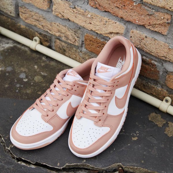 ウィメンズ ダンク ロー ローズ ウィスパー Nike WMNS Dunk Low Rose Whisper 正規品 全国送料無料