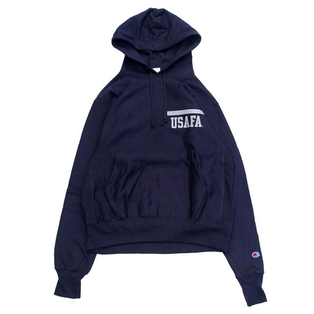 Champion 「USAFA ISSUE OFFICIAL PRINT」 R/W HOODED SWEAT NAVY CS3051190 チャンピオン Reverse Weave リバースウィーブ パーカー フード スウェット ネイビー 空軍士官学校 US Air Force ミリタリー プリント USA限定