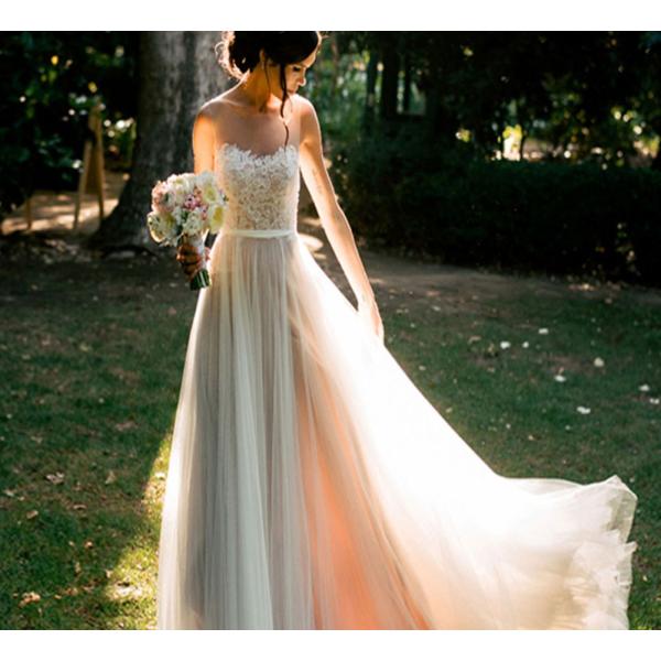 ウェディングドレス 優雅 上品 王妃様風　スレンダーブライダルウェア 花嫁ドレス結婚式ドレス 披露宴挙式フォーマルドレス