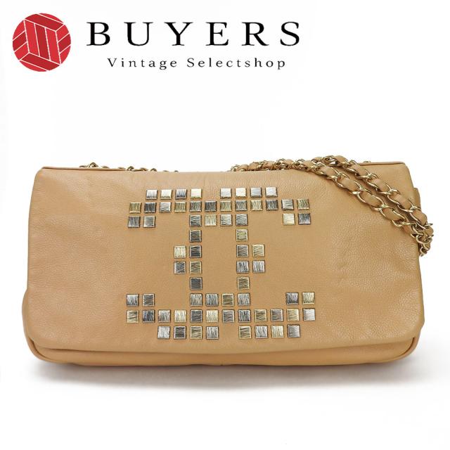 中古  シャネル チェーンショルダーバッグ ベージュ ココマーク スタッズ レザー 革 ゴールド金具 肩掛け CHANEL 12番台 女性 レディース  Chain Shoulder Bag coco logo beige