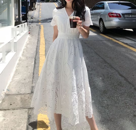 ワンピース 上着 人気 おすすめ おしゃれ お洒落 激安 安い 送料無料 プチプラ 半袖 Vネック 無地 フリル　ロングスカート Aライン レース コットン 綿 透け ポリエステル 可愛い かわいい