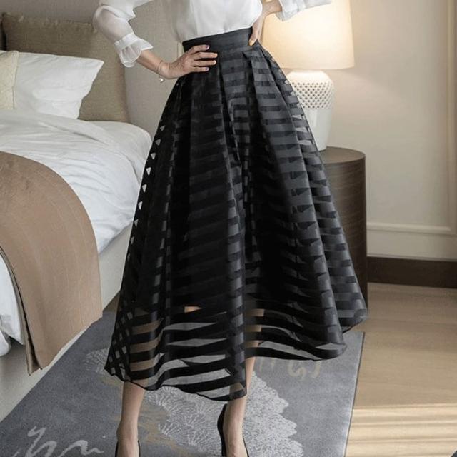 スカート ボトムス ミモレ丈 フレア チュール ボーダー 透け感 シアー シースルー フェアリー ギャザー ボリューム モード ハイウエスト 裏地付き ワイド ゆったり ストレッチ 韓国