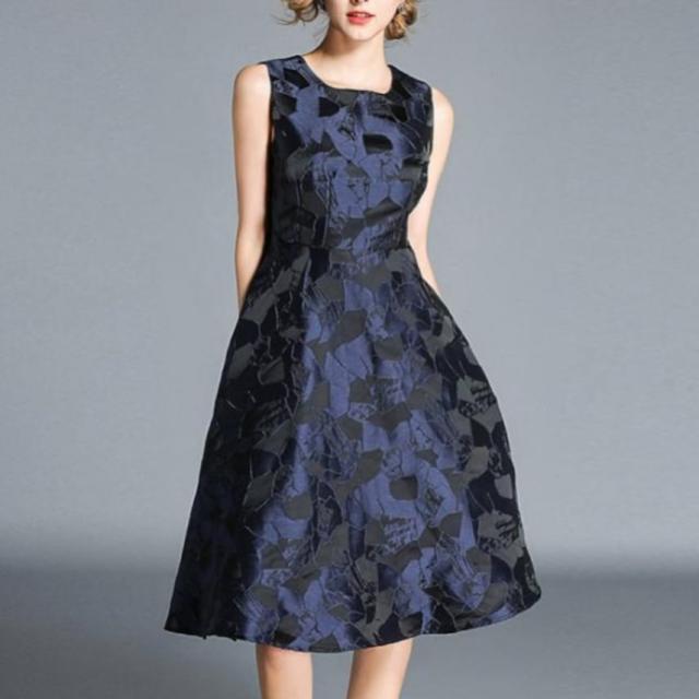 ワンピース 上着 人気 おすすめ おしゃれ お洒落 激安 安い 送料無料 プチプラ 肩出し ノースリーブ Aライン 膝丈ラウンドネック 丸首 柄 韓国 きれいめ 高品質 大人 上品 フォーマル 秋