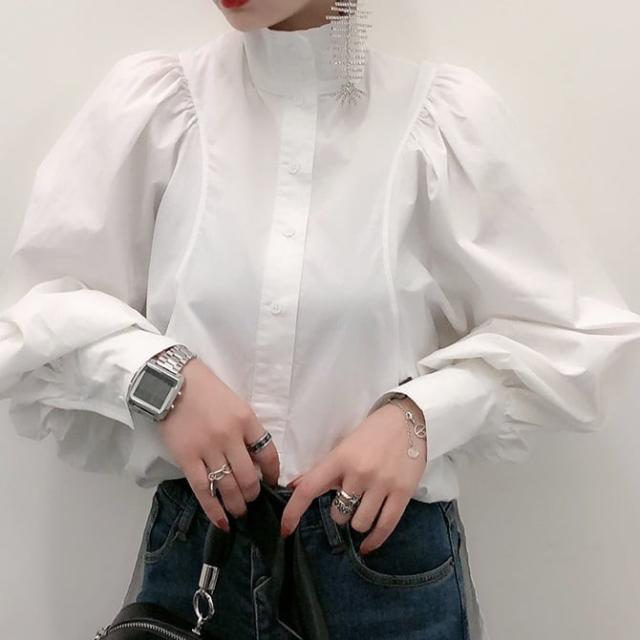 個性的 トップス シャツ ブラウス 白シャツ 白トップス 袖あり ボリューム袖 スタンドカラー 大人可愛い きれいめ シンプル カジュアル 大人 上品 おしゃれ お洒落 かっこいい 大人可愛い