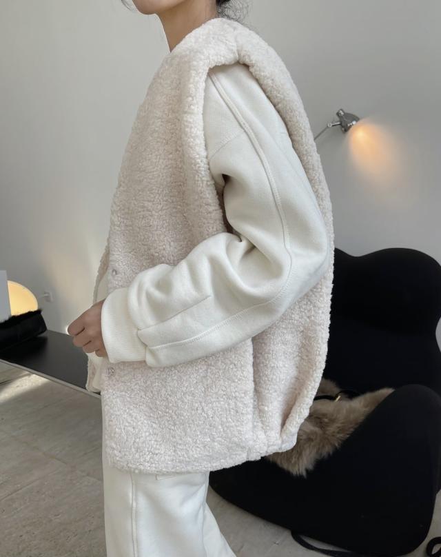 トップス ジレ ベスト 袖なし Vネック もこもこ クルーネック