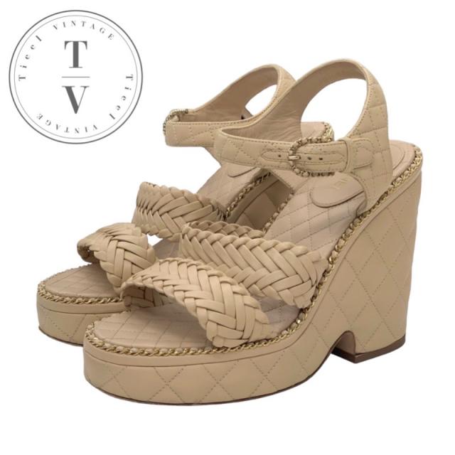 シャネル CHANEL サンダル 靴 シューズ レザー ベージュ ゴールド 編み込み ココマーク マトラッセ チェーン