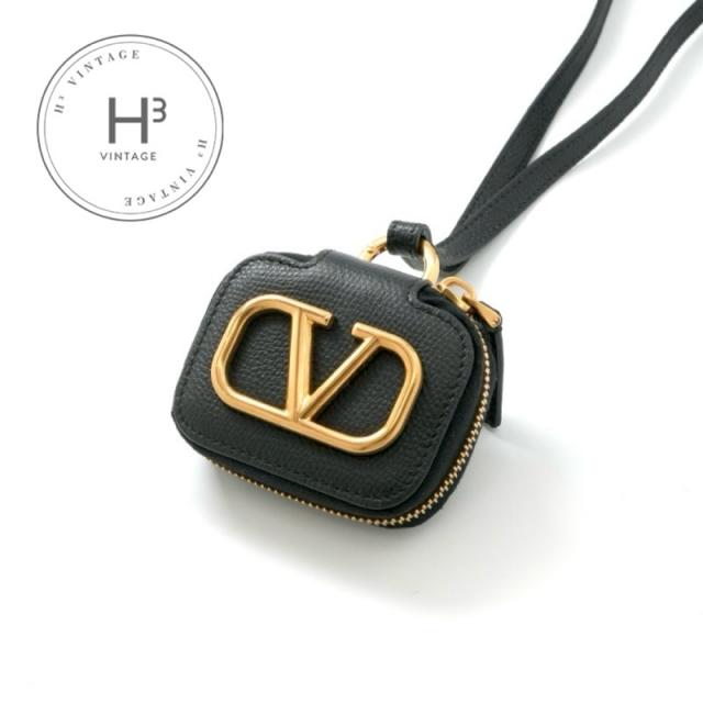 ヴァレンティノ VALENTINO レザー ブラック ゴールド Vロゴ イヤホンケース AirPodsケース ストラップ
