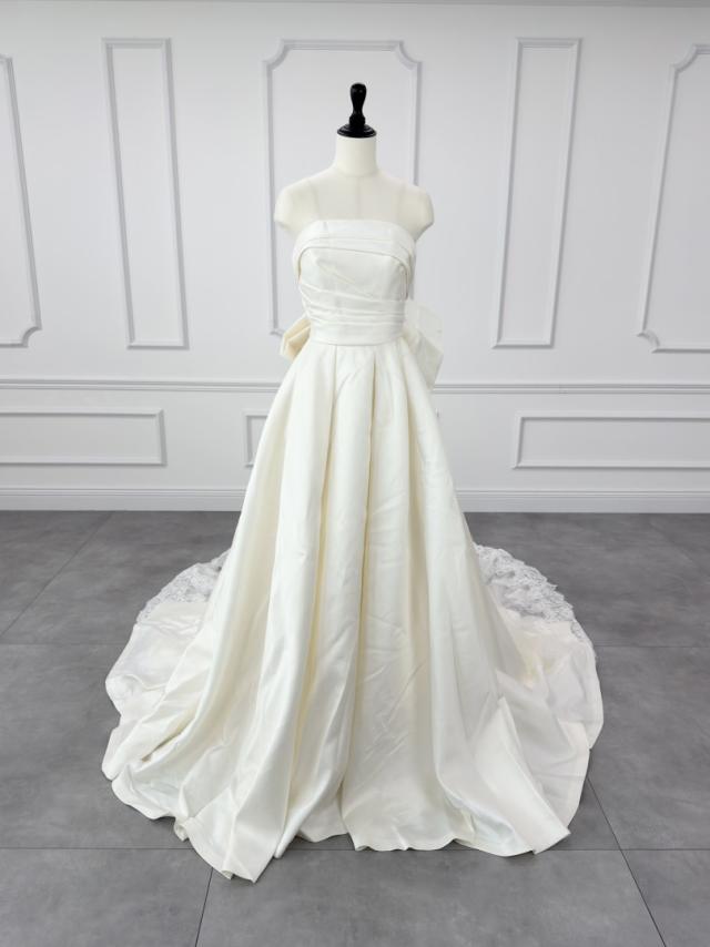 べレッツァベラ bellezzabella Aライン ウェディングドレス ホワイト 白 ファーストオーナー ベアトップ