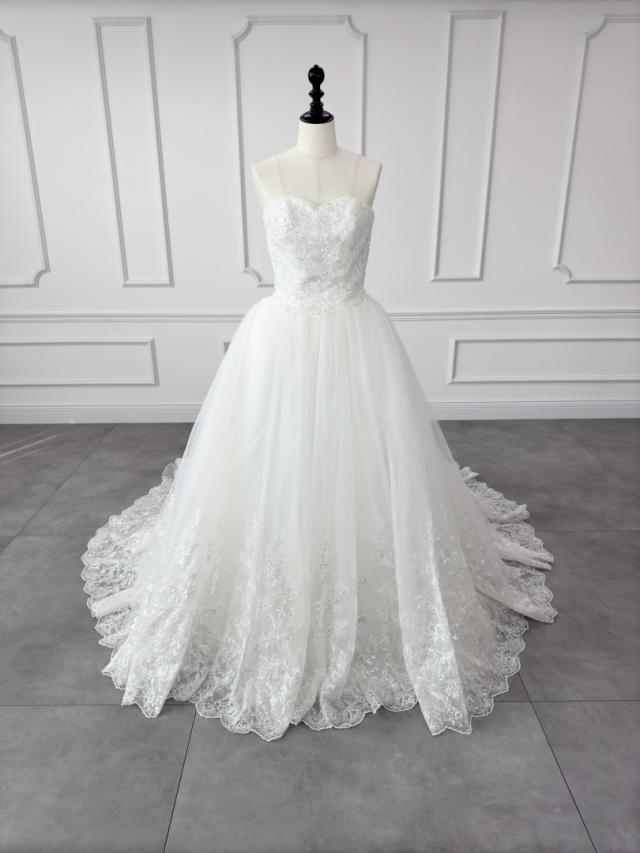 ニコル NICOLE プリンセスライン ウェディングドレス ホワイト 白 ファーストオーナー ベアトップ 刺繍 スパンコール