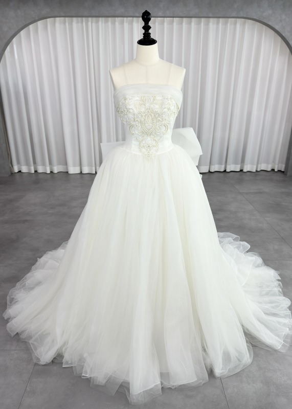 リソルロイヤル Resoll  LUANA -1 プリンセスライン ウェディングドレス ホワイト ファーストオーナー チュール バックリボン