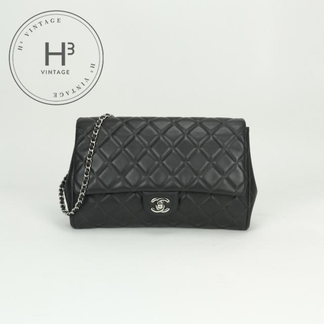 シャネル CHANEL マトラッセ バッグ ショルダーバッグ ラムスキン グレー gray シルバー金具 ココマーク