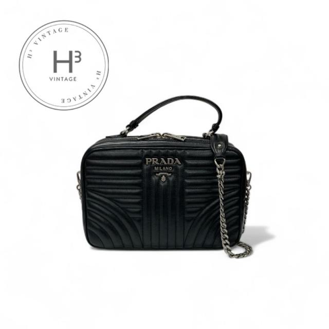 プラダ PRADA バッグ ショルダーバッグ ブラック シルバー ロゴ ダイアグラム ショルダーチェーンバッグ 2way